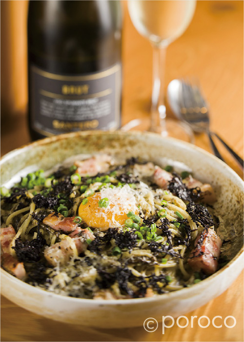 【札幌・すすきの】個性的なお店が軒を連ねる横丁「Nストリート」｜poroco ポロコ｜札幌がもっと好きになる。おいしく、楽しく、札幌女子のためのWEBサイト