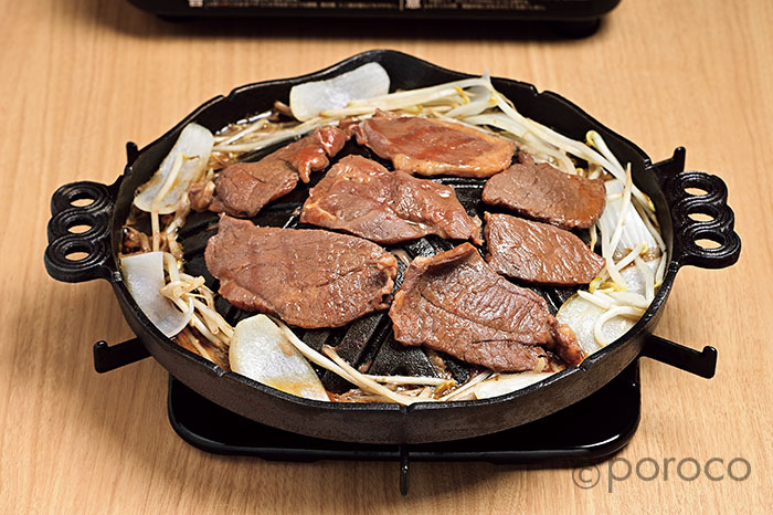 【札幌】狸小路商店街2丁目「狸COMICHI」には気軽に楽しめる美味しいお肉がいっぱい！｜poroco ポロコ｜札幌がもっと好きになる。おいしく、楽しく、札幌女子のためのWEBサイト