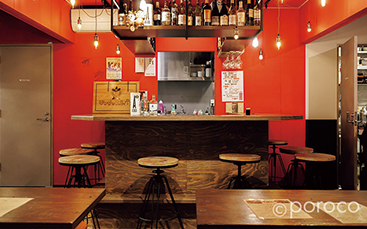 【札幌】狸小路商店街2丁目「狸COMICHI」には気軽に楽しめる美味しいお肉がいっぱい！｜poroco ポロコ｜札幌がもっと好きになる。おいしく、楽しく、札幌女子のためのWEBサイト